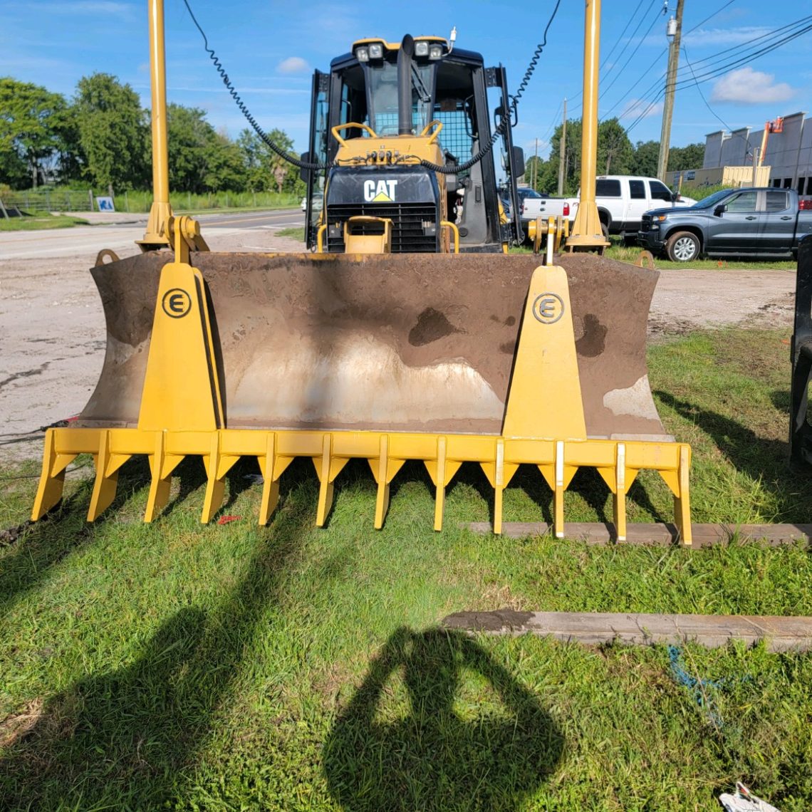 East Attachments - Excavator Attachments, Rakes & Buckets for Bulldozers
