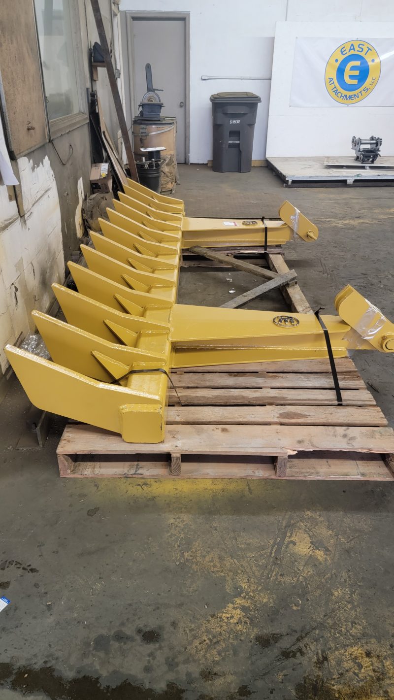 Dozer rake 6 X 6 - East Attachments