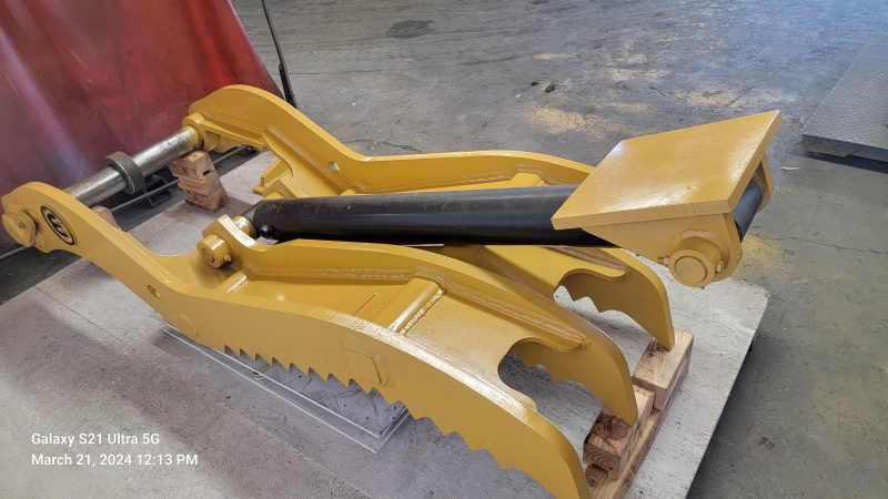 Pin on Thumb POT80 - East Attachments