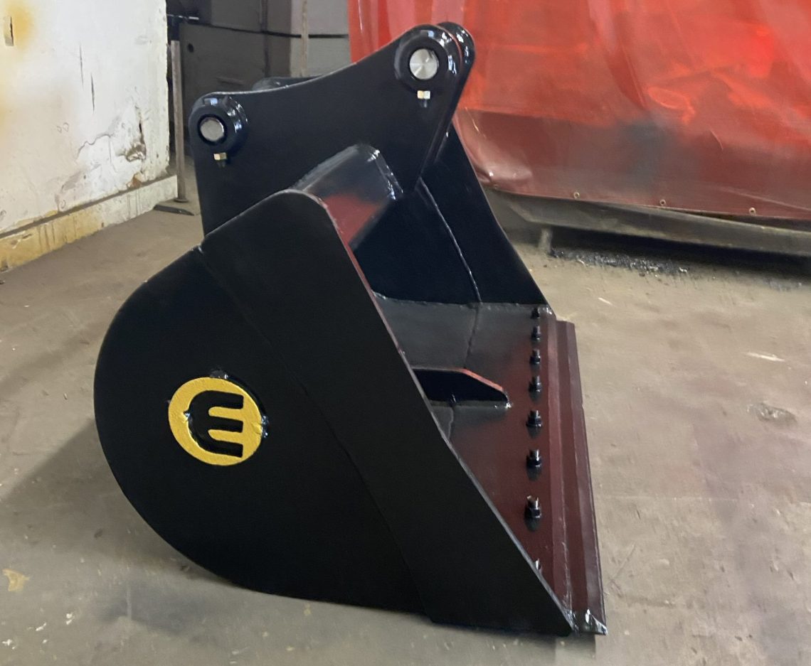 Clean Out Bucket 24k-30k MACHINE - East Attachments