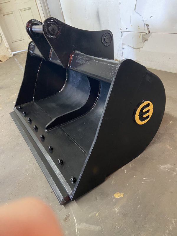 Clean Out Bucket 24k-30k MACHINE - East Attachments