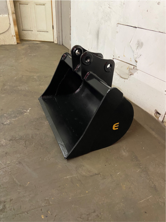 Clean Out Bucket 6k-10k MACHINE - East Attachments