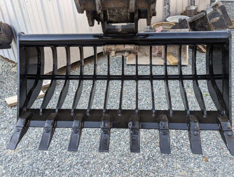 Skeleton Bucket - East Attachments