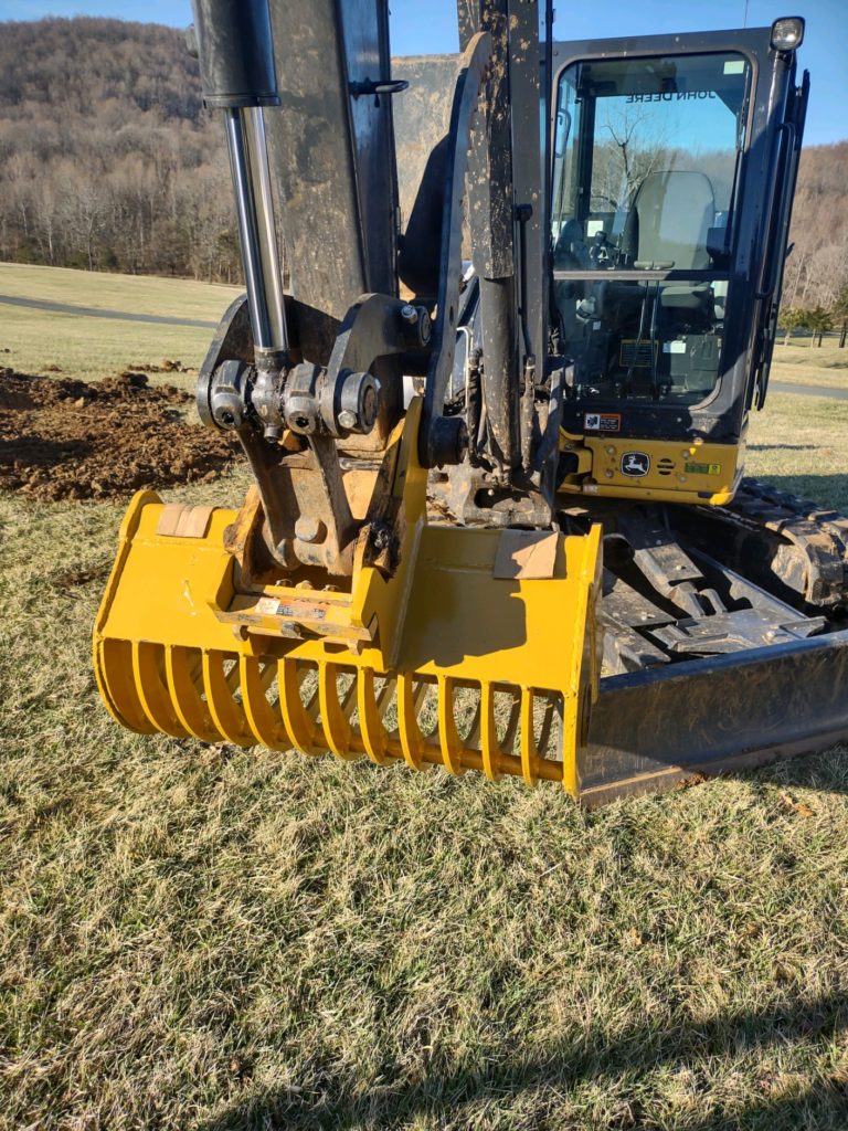 Skeleton Bucket - East Attachments